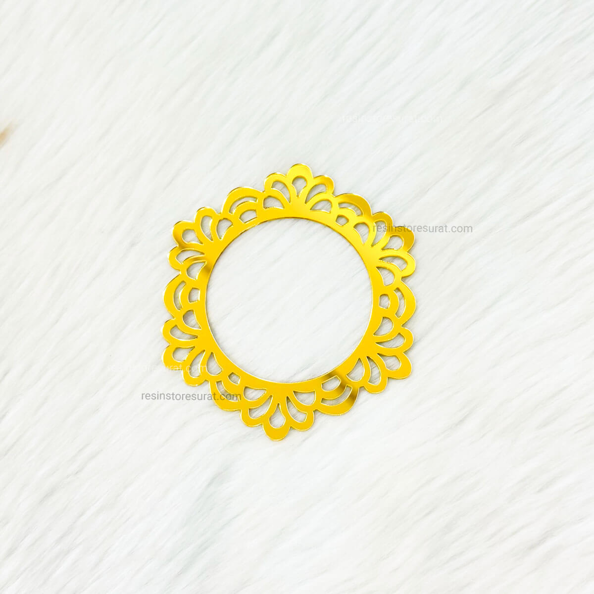 Designer Round Acrylic Frame – Resin Store Surat