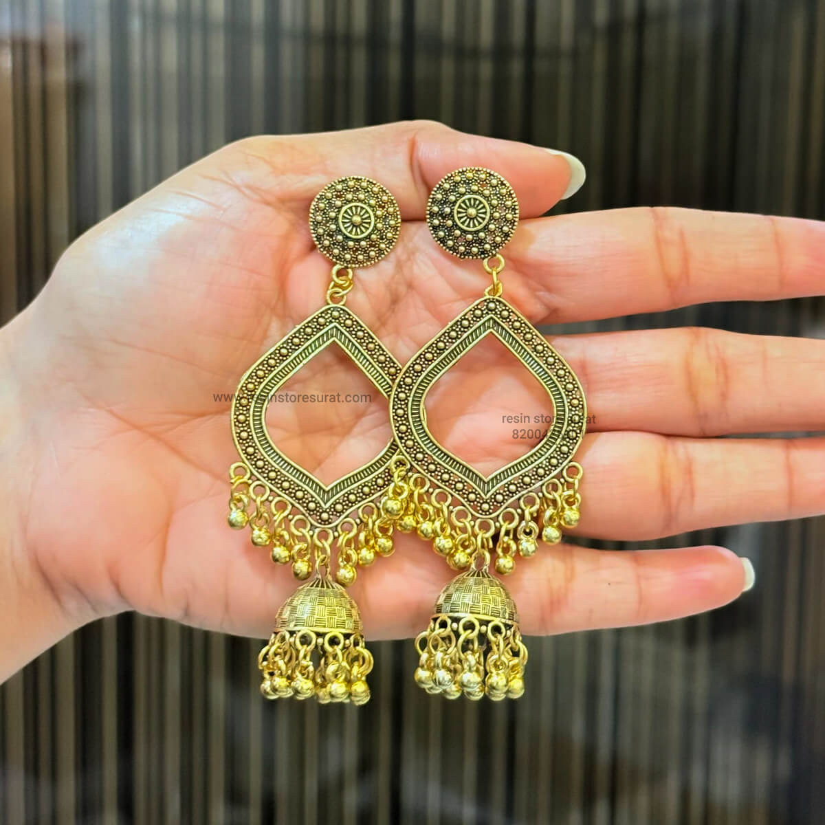 Drop Point Latkan Shape Resin Jhumka Gold – Resin Store Surat