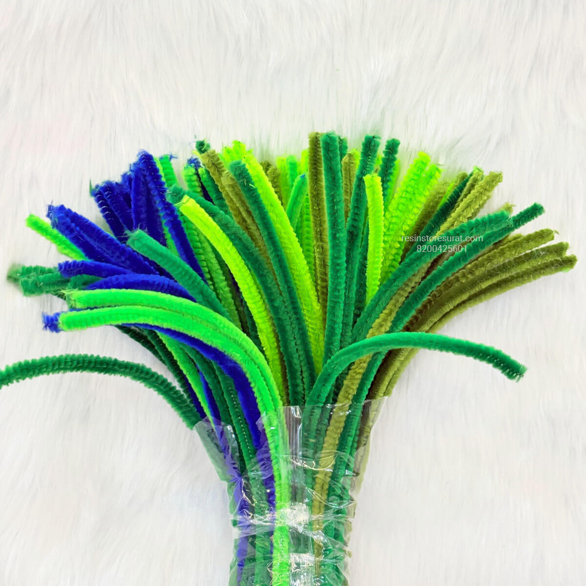 Multi Green Color Pipe Cleaner – Resin Store Surat